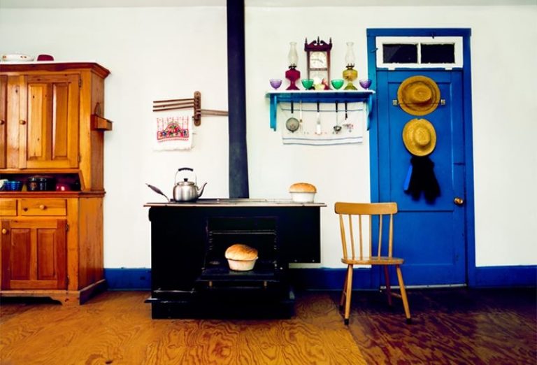 Interesting Facts About the Mysterious Amish: 25 Photos